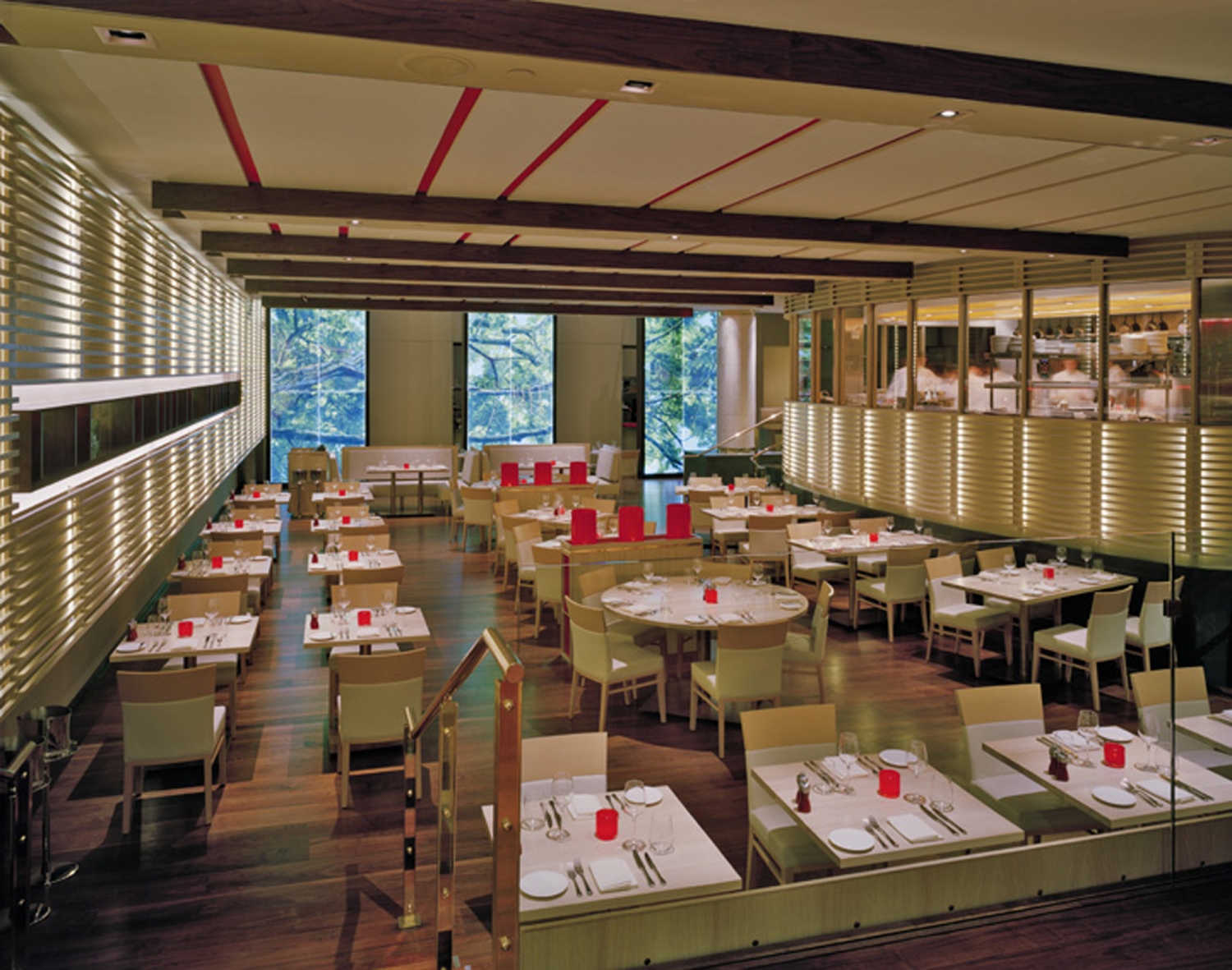 Rouge Tomate | Bentel & Bentel Architects/Planners A.I.A.